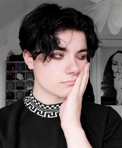 40 Best Emo Hairstyles For Guys To Fit Your Edgy Personality