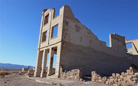 Exploring The Remains Of Rhyolite Ghost Town