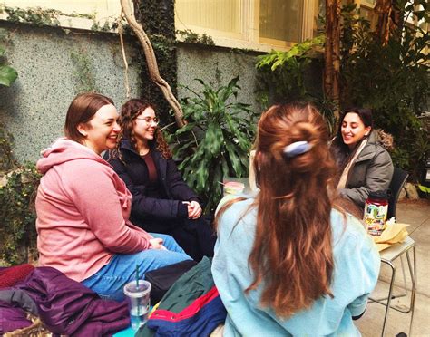 Four Ways To Spend Your Class Breaks On Campus The Gauntlet