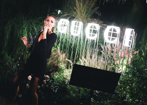 Miley Cyrus Flaunted Her Lacy Bra In A Classic Lbd