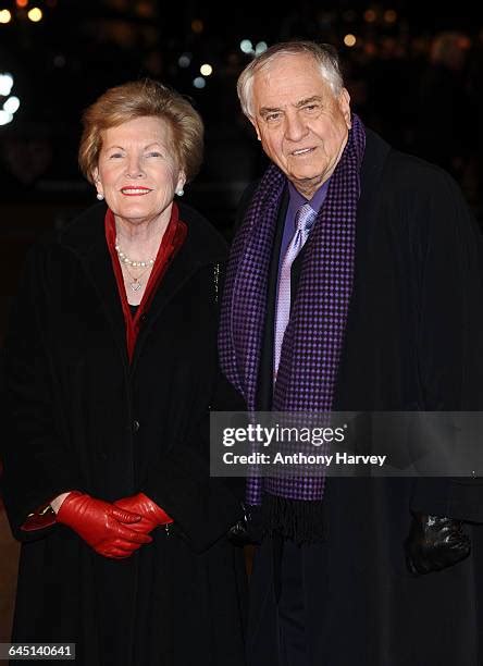 Gerry Marshall Photos And Premium High Res Pictures Getty Images