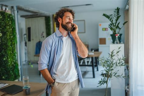 Guide To Vertical Communication Vs Horizontal Communication