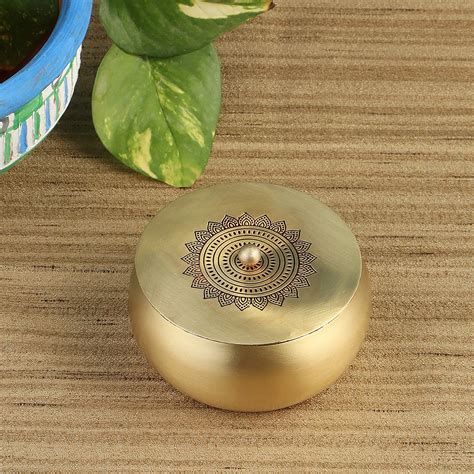 Dohar Brass Trinket Box Maroon Nakshikathaa