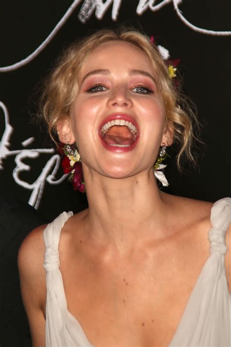 Jennifer Lawrence Rcelebsmilesgumsmouth