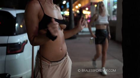 Bralessforver Girls Night Out Eporner