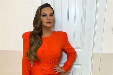 לקחתי פסק זמן מהכותרות הלם הקמפיין החדש של אופירה אסייג ישראל היום