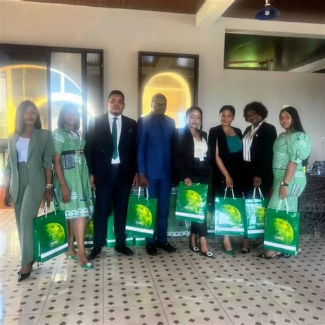 Bange Sociedad De Valores Presentó En Ebebiyin Su Disponibilidad De