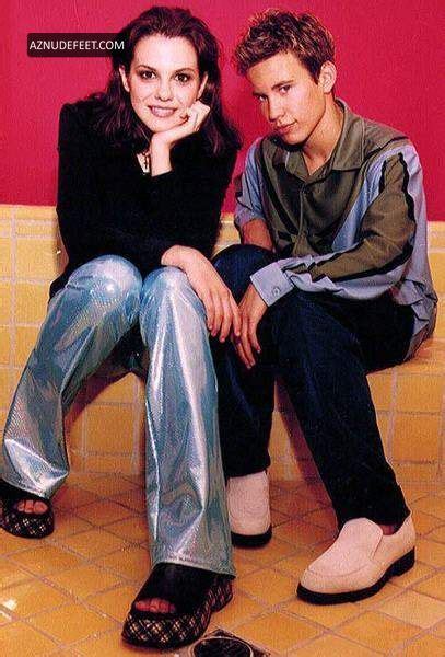 Larisa Oleynik Feet Aznudefeet