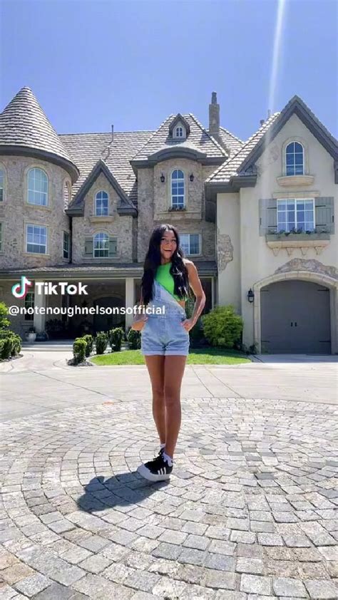 Nayvee Grace Nelson Preppy Summer Outfits Cute Casual Outfits Cute Everyday Outfits