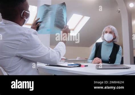 Lung X Ray Woman Stock Videos And Footage Hd And 4k Video Clips Alamy