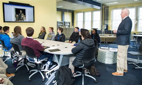 Small Class Sizes In High School Personalized Learning