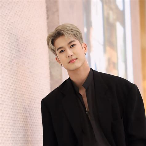 Poom Kiatipoom Fanclub