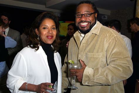 Phylicia Rashad Honors Tv Son Malcolm Jamal Warner During Emmys 2025 In Memoriam