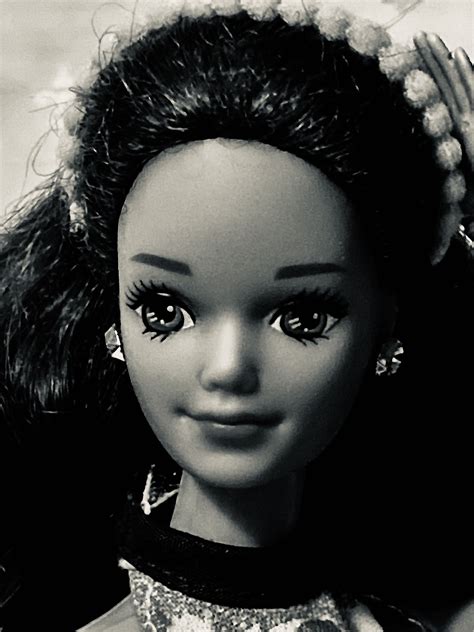 10 Idee Su Bambole Barbie Bambola Barbie Barbie Bambole