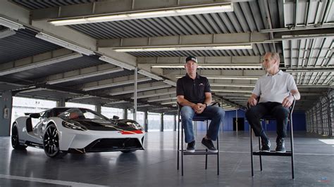Ken Miles Son Takes The Ford Gt 40 Heritage Edition Around Daytona