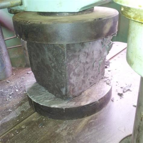 Pdf Effect Of Coarse Aggregate Size On The Compressive Strength And The Flexural Strength Of