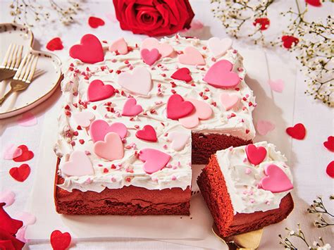 Valentines Sheet Cake Funcakes