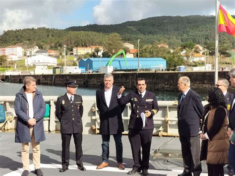 Histórico Día De Portas Abertas A Bordo Do Buque Multipropósito A 61