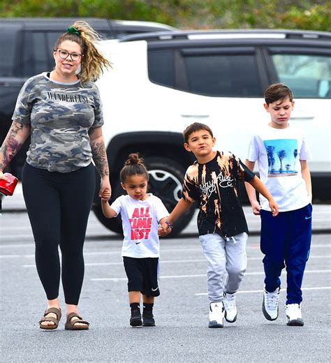 Kailyn Lowrys Son Isaac Finds Her Sex Toys Suggests Condom Use Hollywood Life