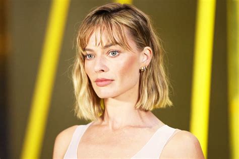 Margot Robbie Debuts A Blunt Bob And Bangs In Edgy New Makeover