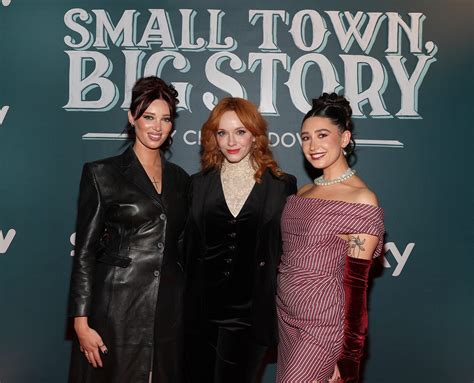 Niamh Mccormack Christina Hendricks And Evanne Kilgallon Vip Magazine
