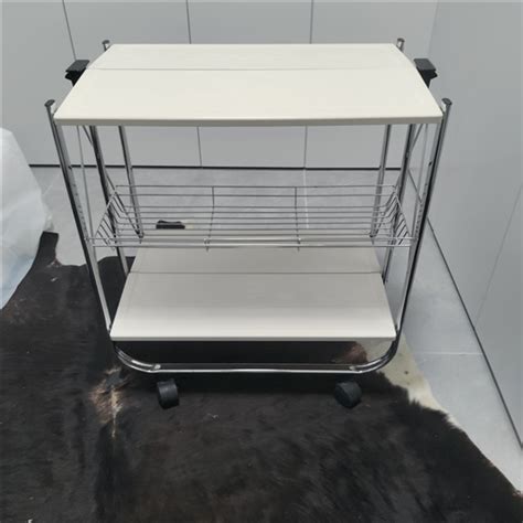 עגלת תה מתקפלת על גלגלים למכירה בתל אביב 100 שח לבית לוח יד שניה הומלס