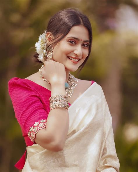 50 Popular Kannada Actresses Name With Photos 50 Famous Kannada Actresses With Stunning