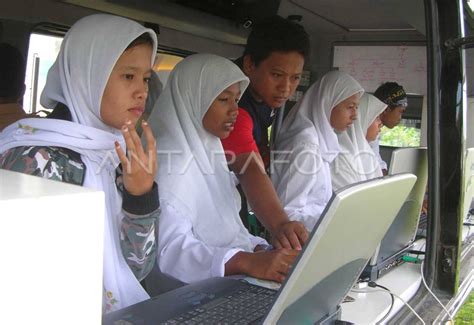 Computer Course Antara Foto