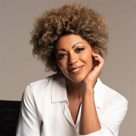 Dr Zoe Williams Girls Guide To The Teenage Years