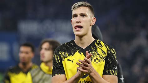 Bvb Top Klub Nimmt Abstand Von Transfer Von Nico Schlotterbeck
