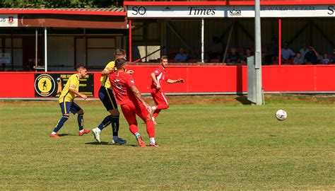 16 Freeman Rogers Passes The Ball Scefl