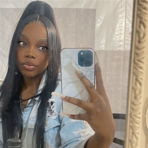 Hazel 🖤🥀 Pyrexprincess • Threads Say More