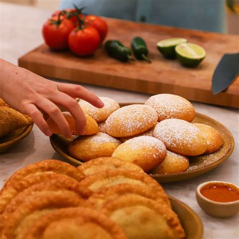 Sofia Vergara And Son Manolo Take Over Nyc Wine And Food Festival With Empanadas