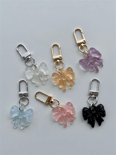 당일출고6color 키링 리본 발레코어 행운 럭키 비비드 컬러 그리너리 국내제작 소품샵 추천 가방걸이 에이블리