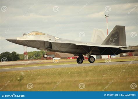 Usaf Lockheed Martin F 22 Raptor Stealth Aircraft Editorial