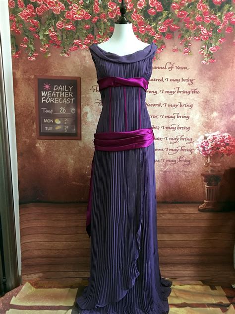 Megara Costume