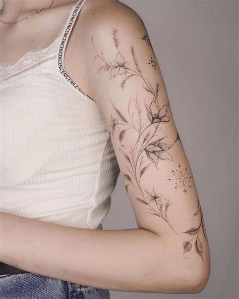 33 Stunning Flower Tattoos That Radiate Beauty And Softness Elegant