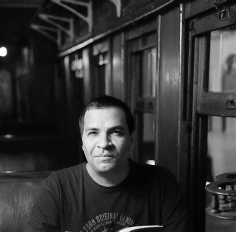 Perfil De Autor Javier Viveros