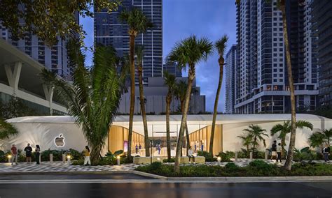 The Newest Apple Store Has A Unique ‘biophilic Design