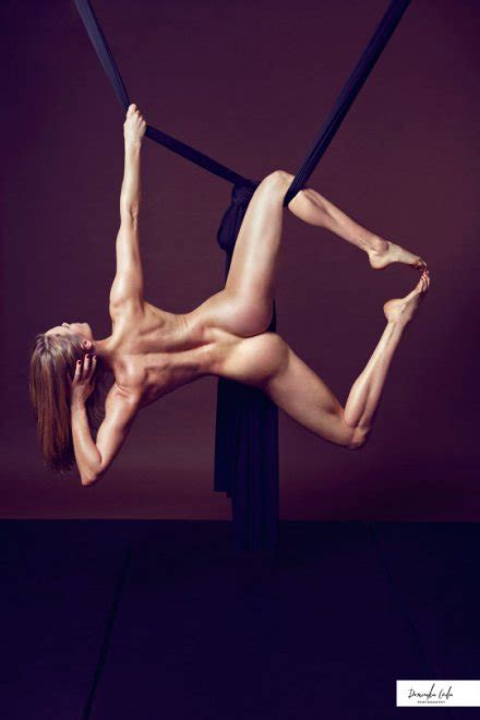 Flying Around Porn Pic Eporner