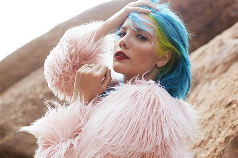 Halsey 1080p 2k 4k 5k Hd Wallpapers Free Download Wallpaper Flare