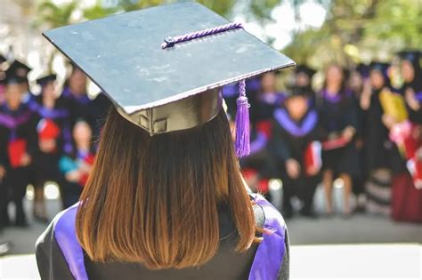 is a degree necessary for a career in it
