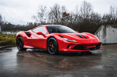 Ferrari F8 Tributo Rosso Corsa
