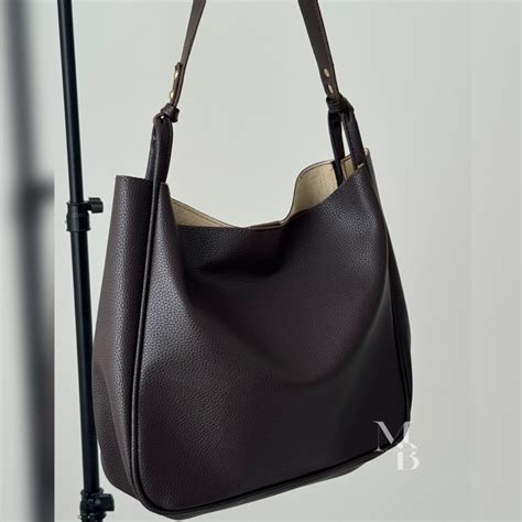 کیف دوشی زنانه مدل آدرینا