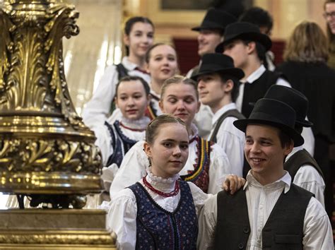 Want To Learn Hungarian These Are The Best Ways To Do So Daily News