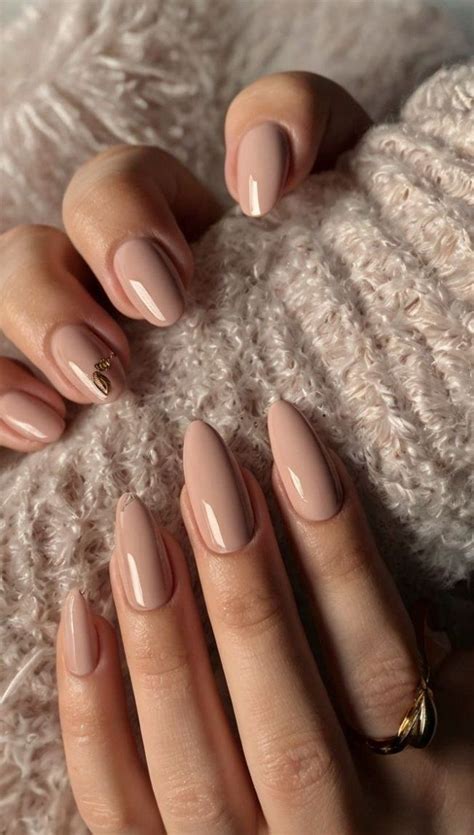 Chic Almond Nails Ideas For Chic Nails Nail Art Nude Pink Gold Nude