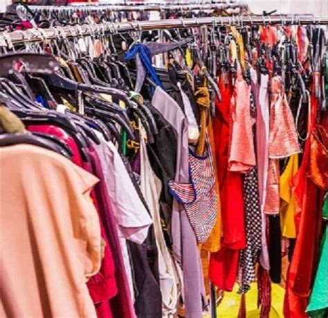 Readymade Garments Premium Quality Silk Polyester And Cotton Blend