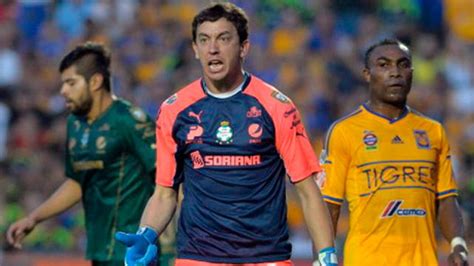 Santos Laguna Inició Una Demanda Contra Boca Por El Pase De Marchesín