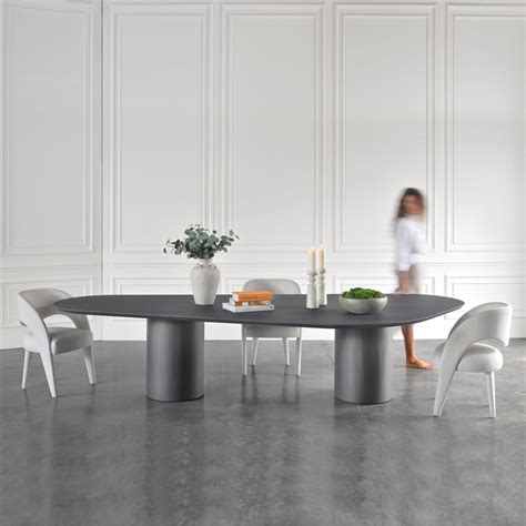 Shop Dining Tables Online In Uae The Design House Dubai