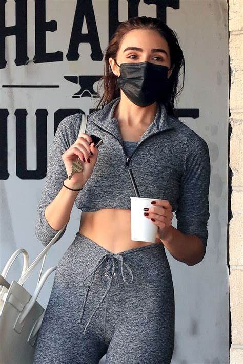 Olivia Culpo In Workout Outfit Los Angeles 12 01 2021 • Celebmafia